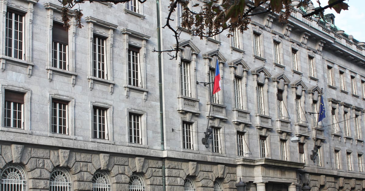 Petschek Palace: A grand building with a dark past | Radio Prague ...