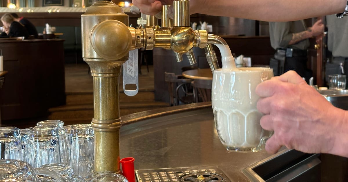 Would you drink pure foam? Czech beer goes viral yet again | Radio ...