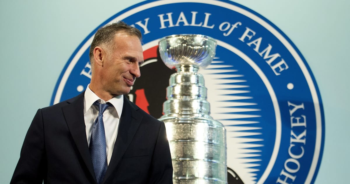 Dominik Hašek: first Czech ever inducted into NHL Hockey Hall of Fame ...