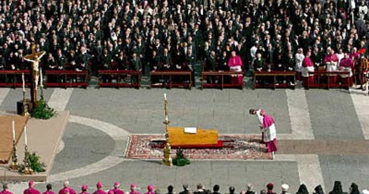 A day of mourning to remember Pope John Paul II | Radio Prague ...