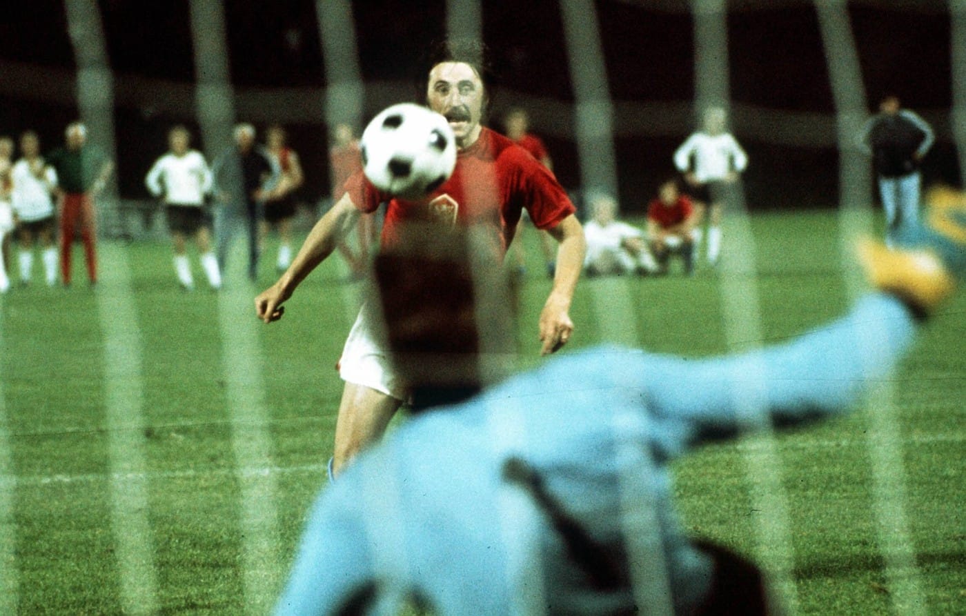 Fifty years ago, the "Panenka" was born: the penalty that gave its name ...